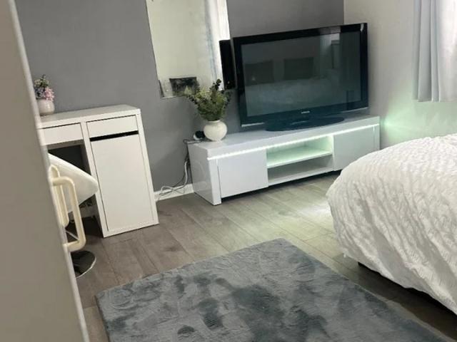 Room at Clayburn Circle, Basildon