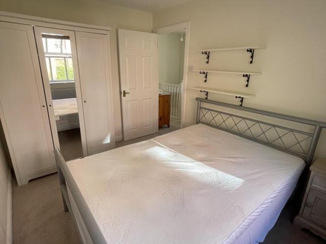 Room at Clements Road, Greater London
