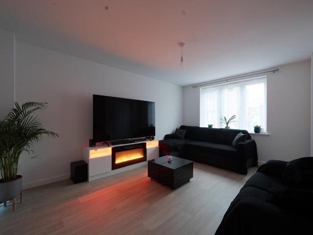Room at Clements Way, Vale of White Horse