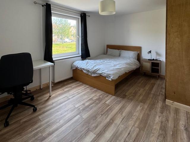 Room at Clermiston Drive, City of Edinburgh