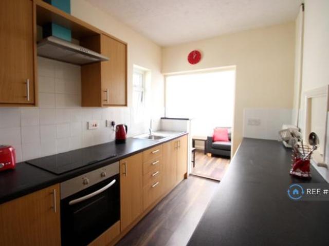 Room at Cleveland Drive, Southend on Sea