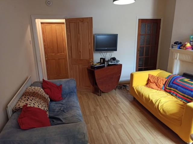 Room at Cleveland Street, Sheffield