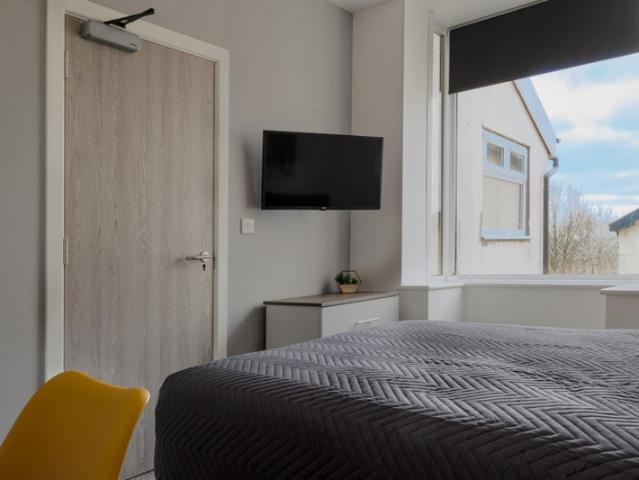 Room at Clevelands Road, Burnley