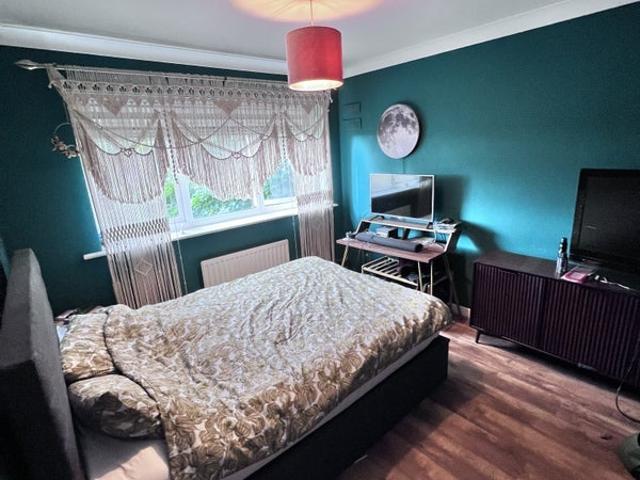 Room at Clewer Hill Road, Windsor