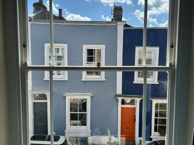 House at Cliftonwood Crescent, Bristol