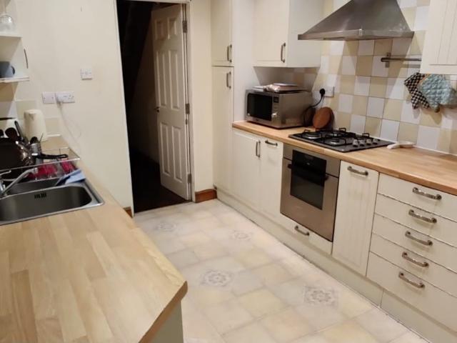 Room at Clifton Place, Bristol