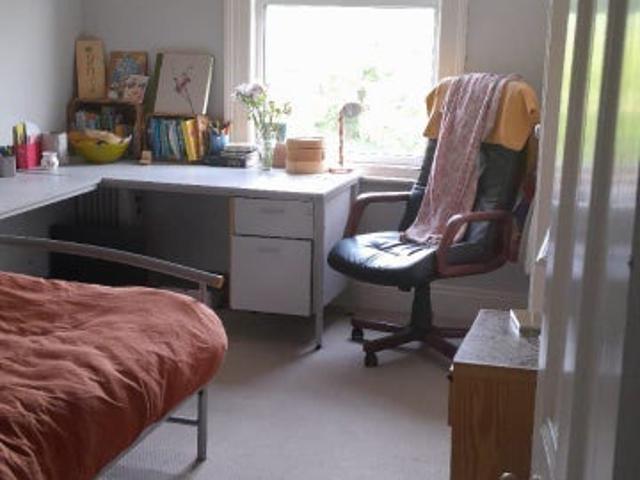 Room at Clifton Road, Weston super Mare