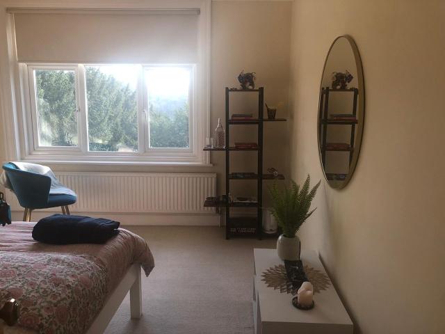 Room at Cliff End, Greater London
