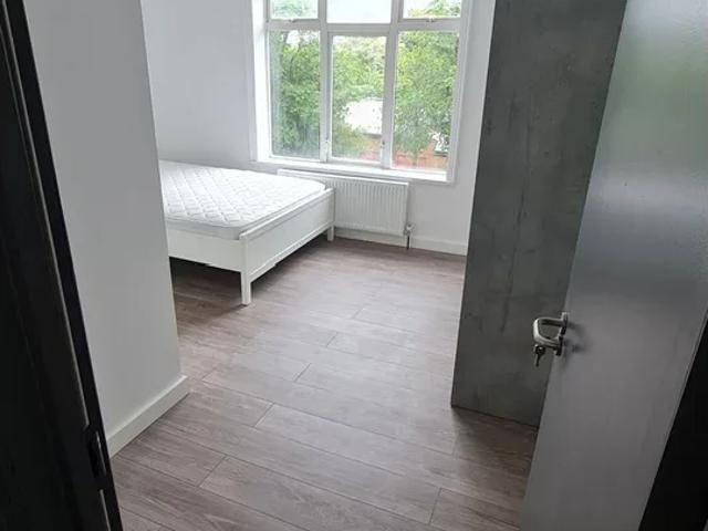Room at Clipstone Road West, Mansfield Woodhouse
