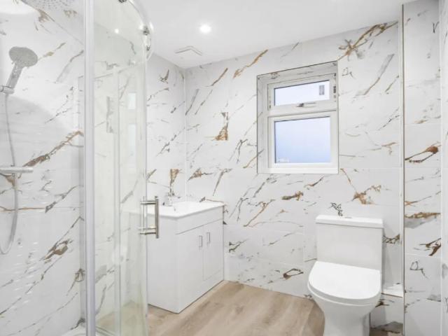 Room at Clive Road, Greater London