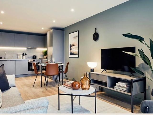 Room at Clyde Place, Glasgow