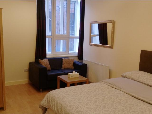 Room at Cobourg Street, Manchester