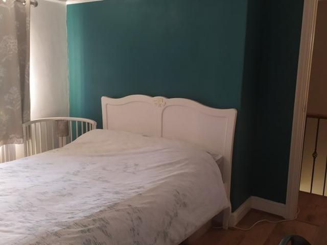 Room at Cobbles Crescent, Crawley