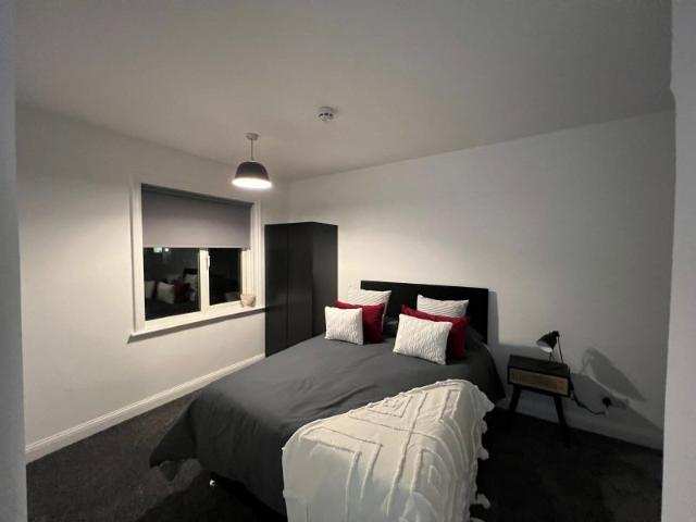 Room at Cobden Terrace, Leeds