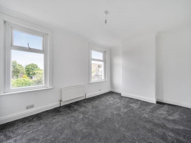 Room at Cobden Road, Greater London
