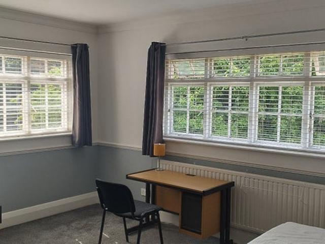 Room at Coggeshall Road, Braintree