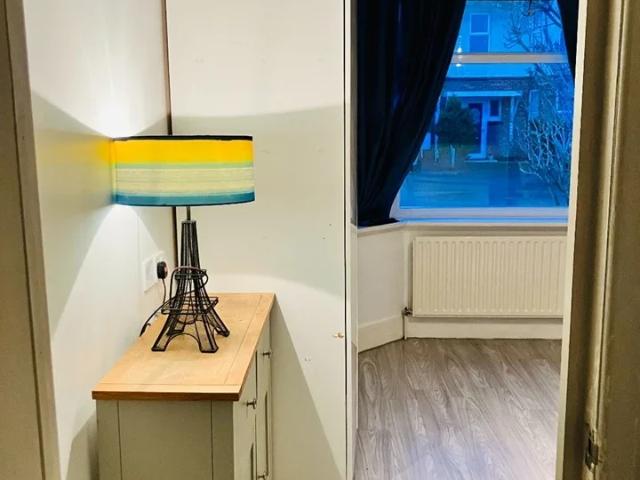 Room at Coombe Avenue, Bournemouth