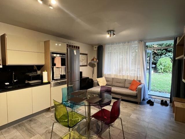Room at Coombe Lodge, Greater London