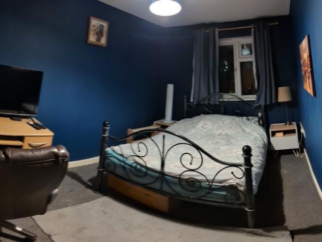 Room at Coombe Road, Maidstone