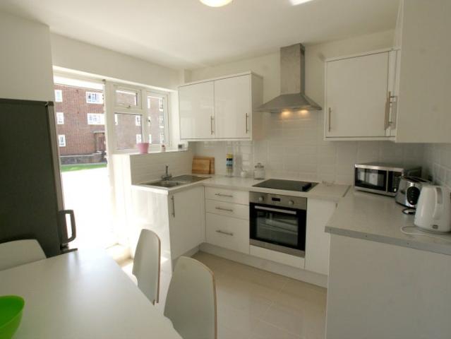 Room at Colney Hatch Lane, Greater London