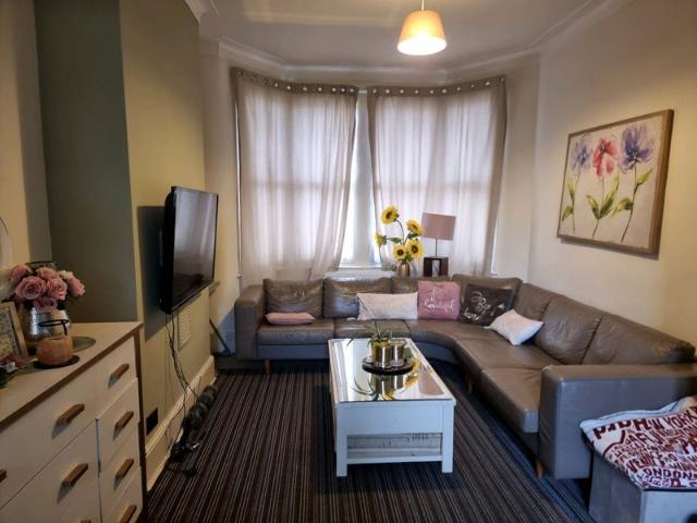 Room at Colchester Road, Greater London