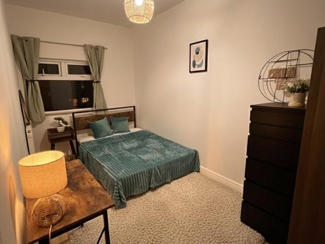 Room at Colchester Road, Greater London