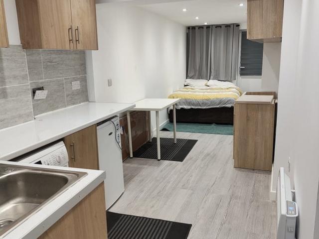 Room at Colchester Road, Ipswich