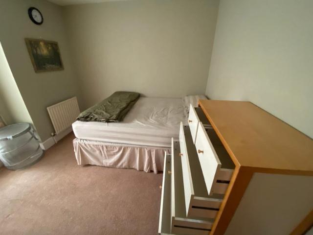 Room at Cold Harbour, Greater London