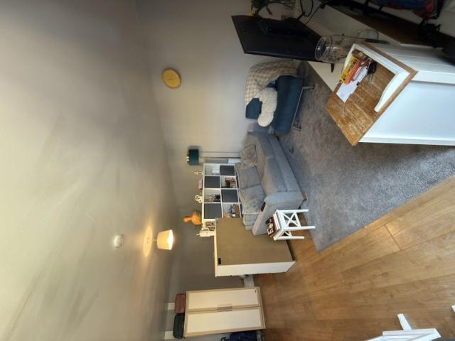 Room at Coldstream Road, Caterham on the Hill