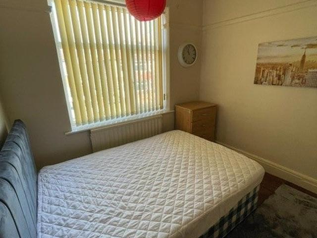 Room at Coleridge Road, Trafford