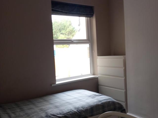 Room at College Street, Nottingham