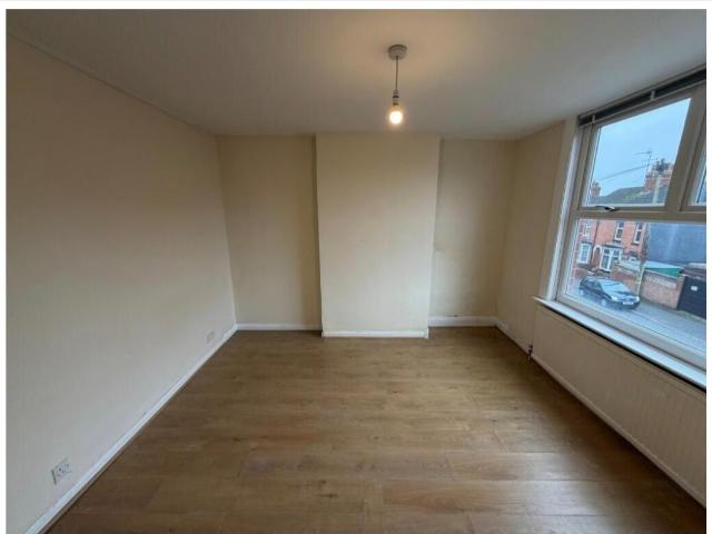 Room at College Street, Wellingborough