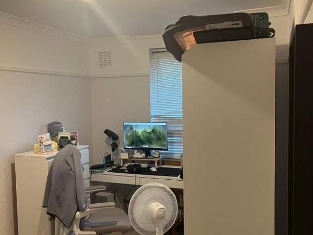 Room at College Place, Greater London