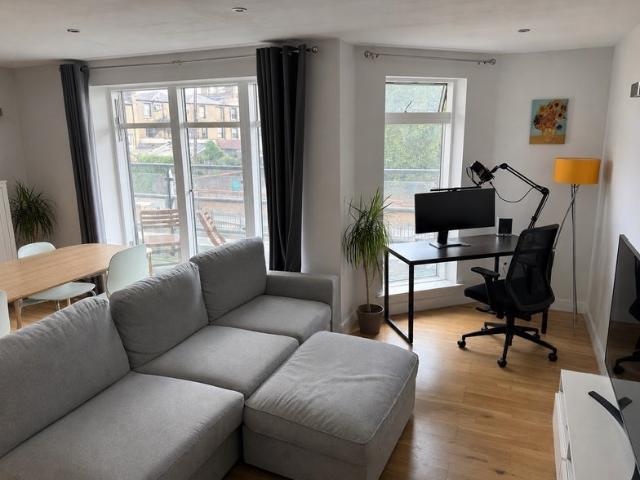 Room at Collington Street, Greater London