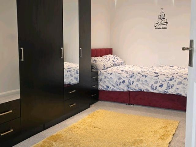 Room at Collins Meadow, Harlow