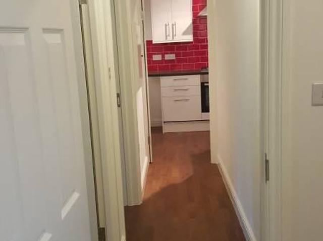 Room at Coll's Road, Greater London
