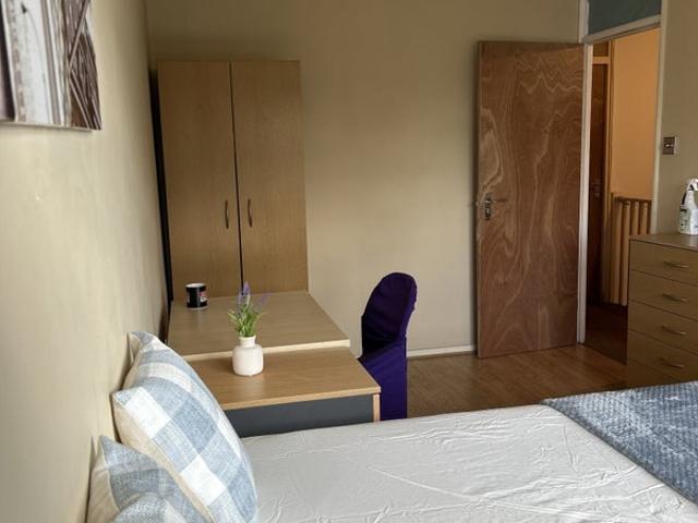 Room at Columbine Way, Greater London