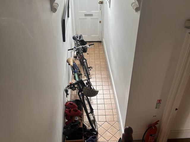Room at Colwell Road, Greater London