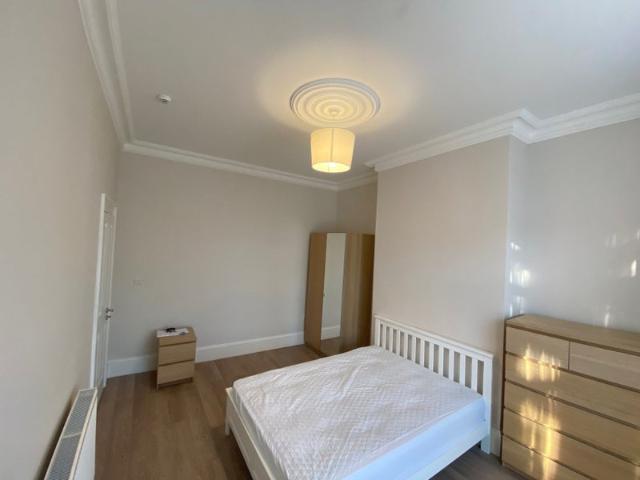 Room at Colworth Road, Greater London