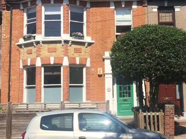 Room at Colworth Road, Greater London