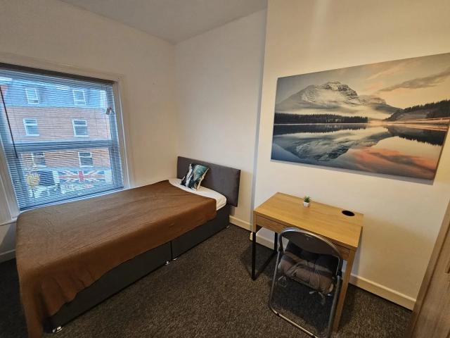 Room at Commercial Road, Bournemouth