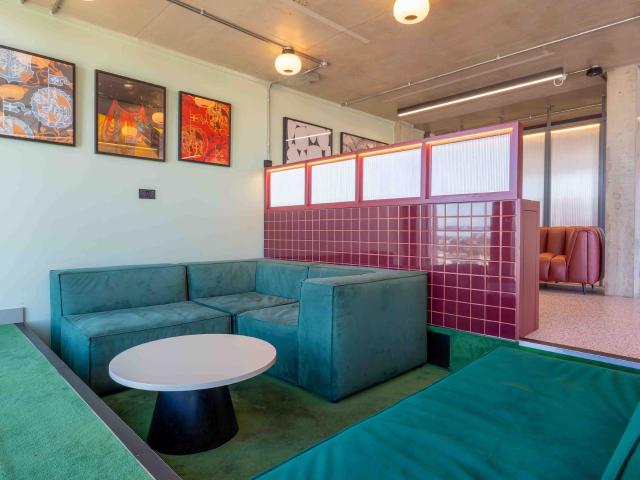 Room at Commercial Road, Greater London