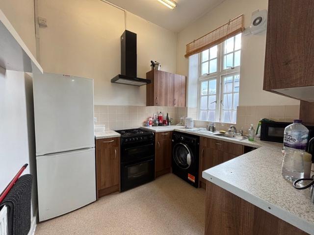 Room at Commercial Road, Greater London