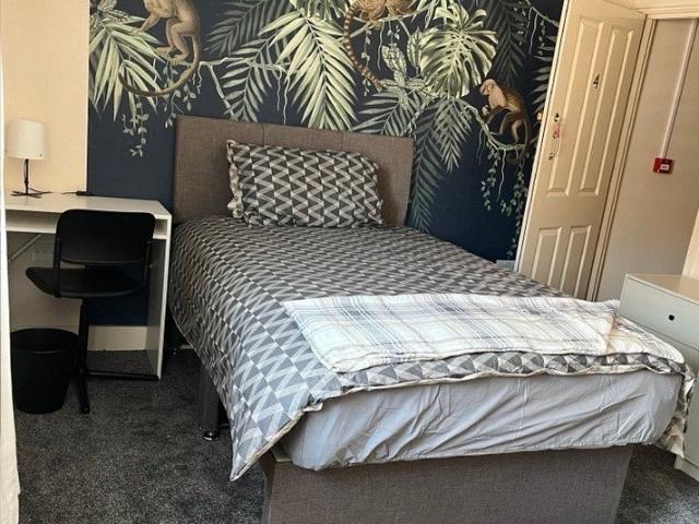 Room at Commercial Road, South Kesteven
