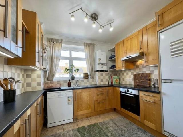 Room at Commerell Place, Greater London