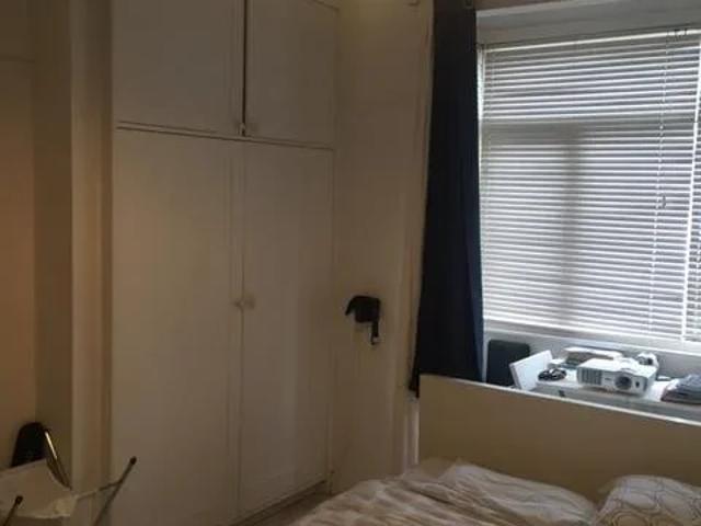 Room at Compton Road, Greater London