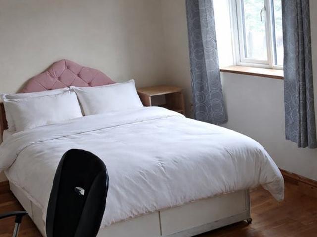 Room at Coniston Crescent, Slough