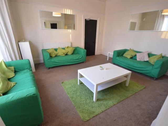 Room at Consort Terrace, Leeds