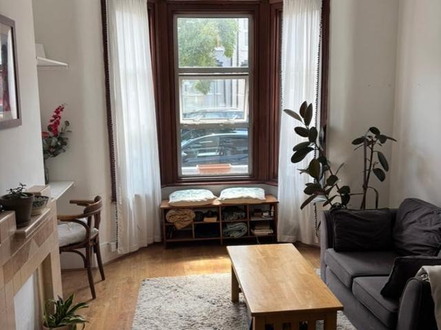 Room at Conway Road, Greater London