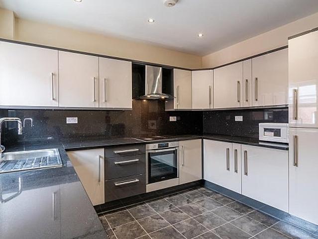 Room at Conway Street, Sheffield